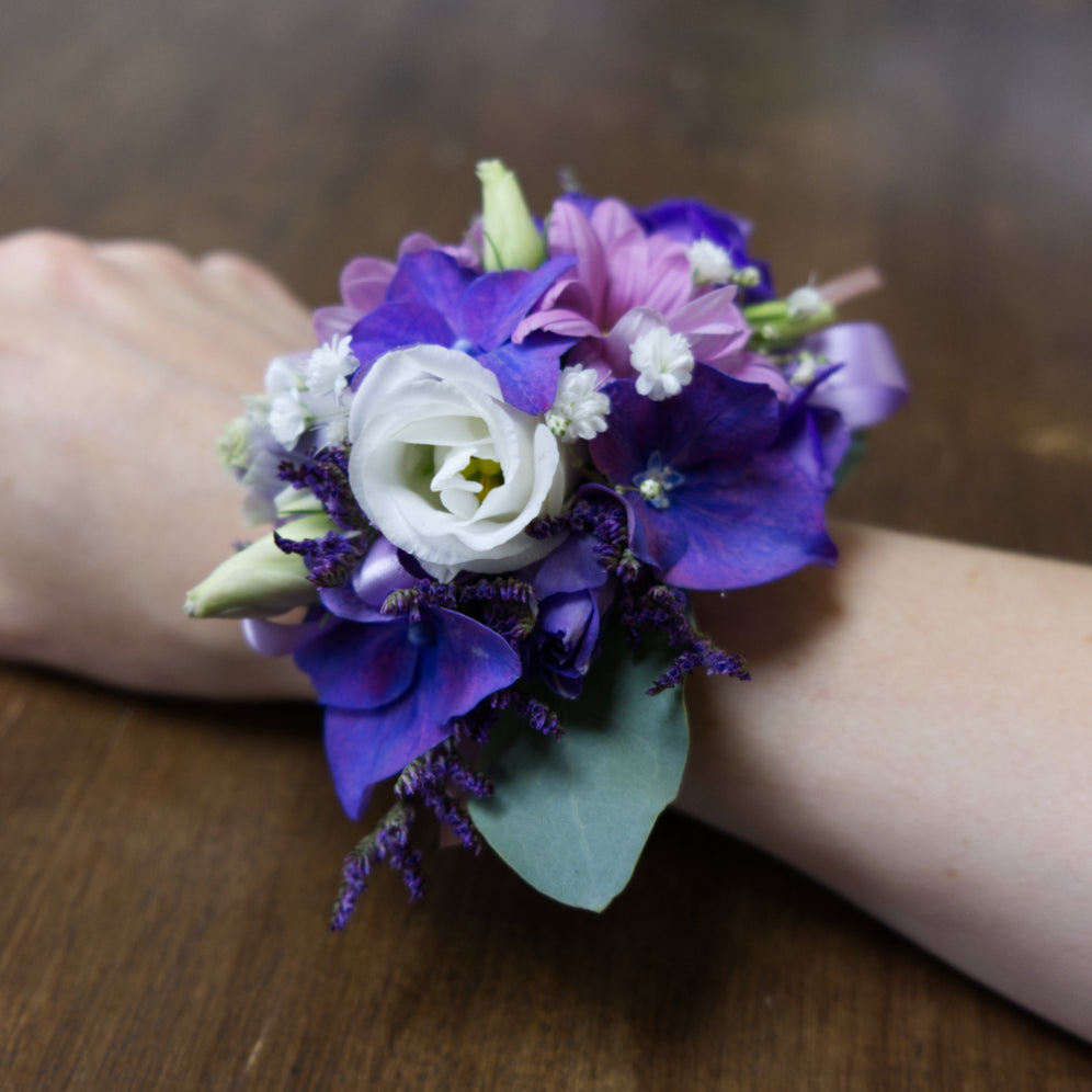 Debs flowers and Debs Flower Corsage Same Day Flower Delivery Dublin ...